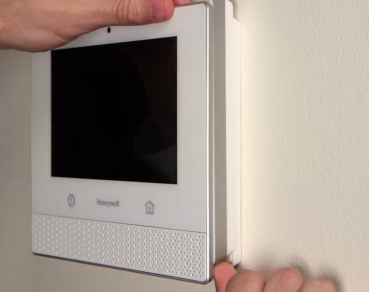 Lyric Panel - Replace Cell Module